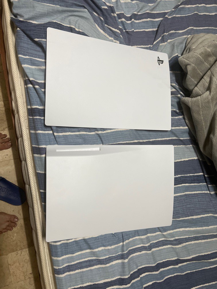 Ps5 stock console cover white, Video Gaming, Video Game Consoles ...