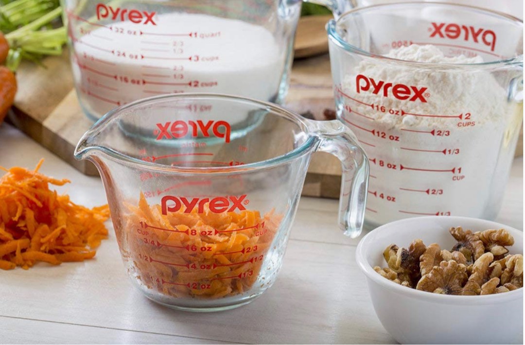 Pyrex set of 3 Piece Glass Measuring Cup Set, Furniture & Home Living ...