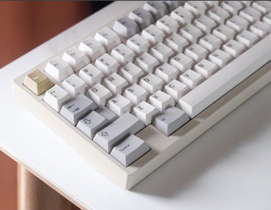QK80 White WKL Keyboard, Computers & Tech, Parts & Accessories, Computer Keyboard on Carousell