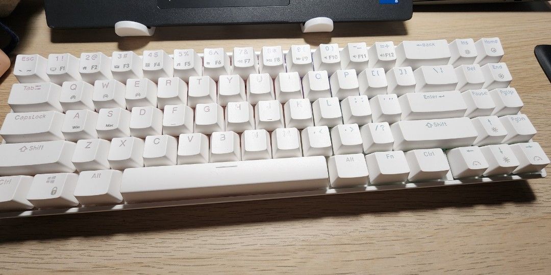 Royal Kludge RK71 Brown switch White Mechanical Gaming Keyboard ...