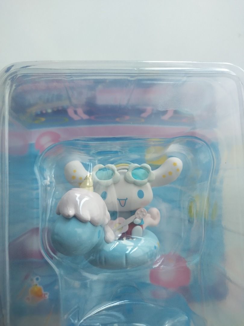 Sanrio Night Pool #2 Kuromi and #7 Cinnamoroll figures, Hobbies & Toys ...