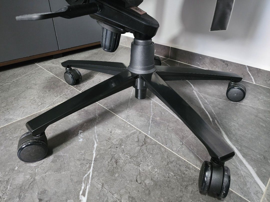 Secretlab Omega Charcoal Blue, Furniture & Home Living, Furniture ...