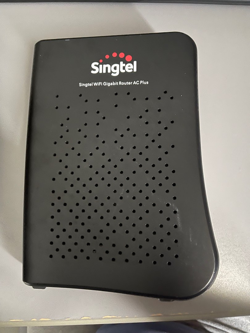 Singtel Gigantic Router A/C Plus, Computers & Tech, Parts & Accessories ...