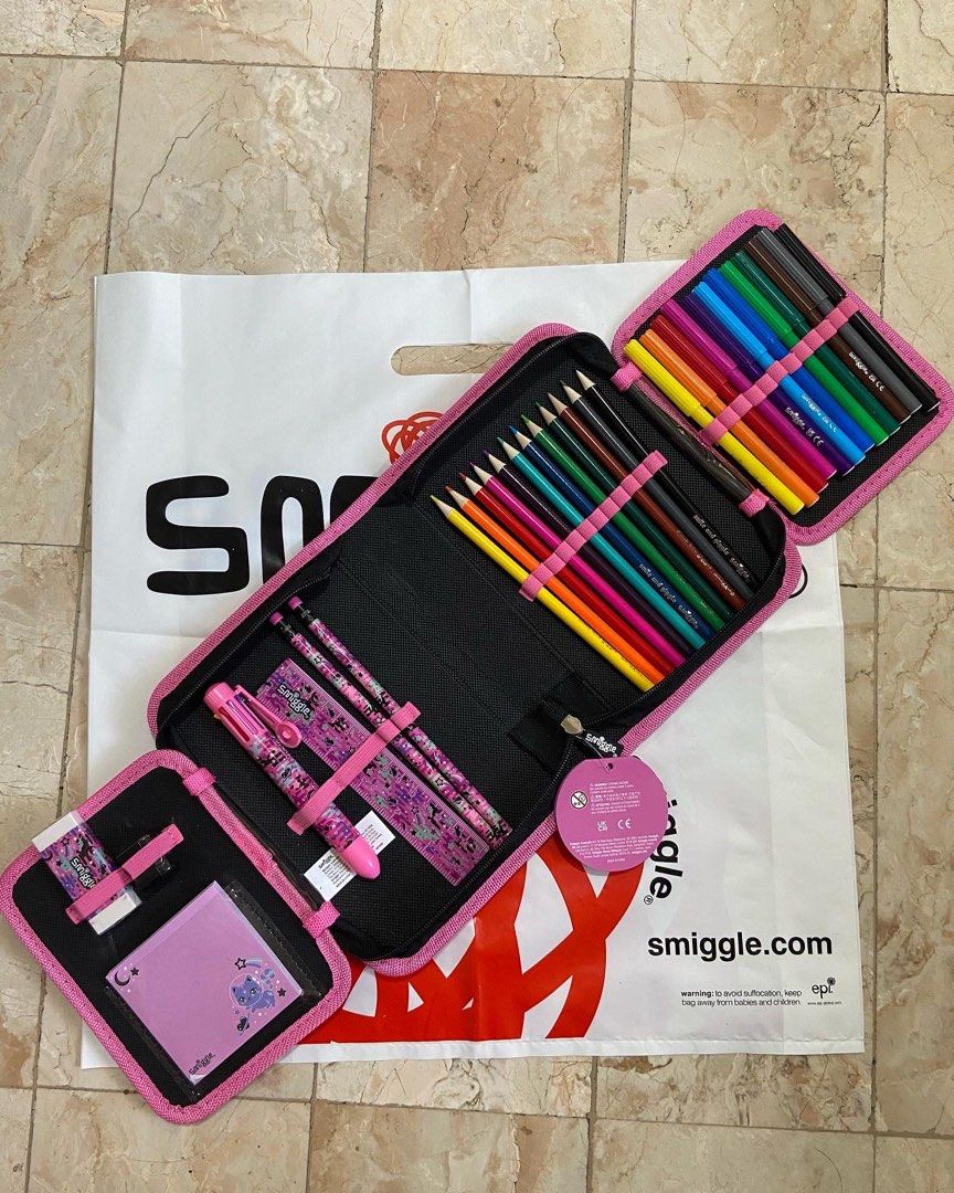 Smiggle stationery set, Babies & Kids, Babies & Kids Fashion on Carousell