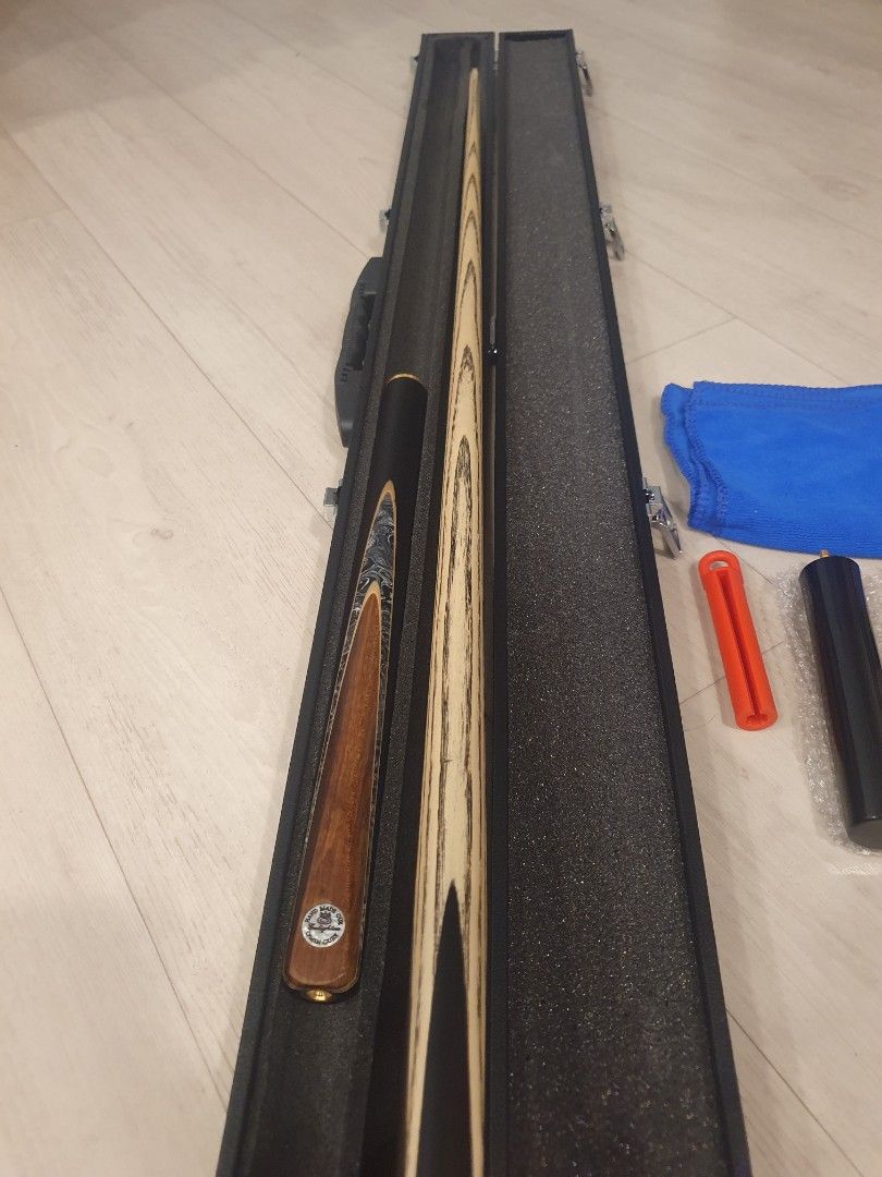Snooker Cue- Omin Enlighten, Sports Equipment, Sports & Games ...