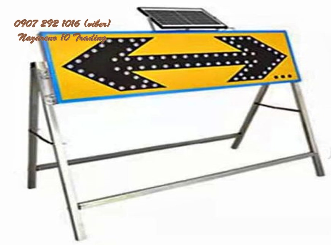 Solar light arrow board 43 on Carousell