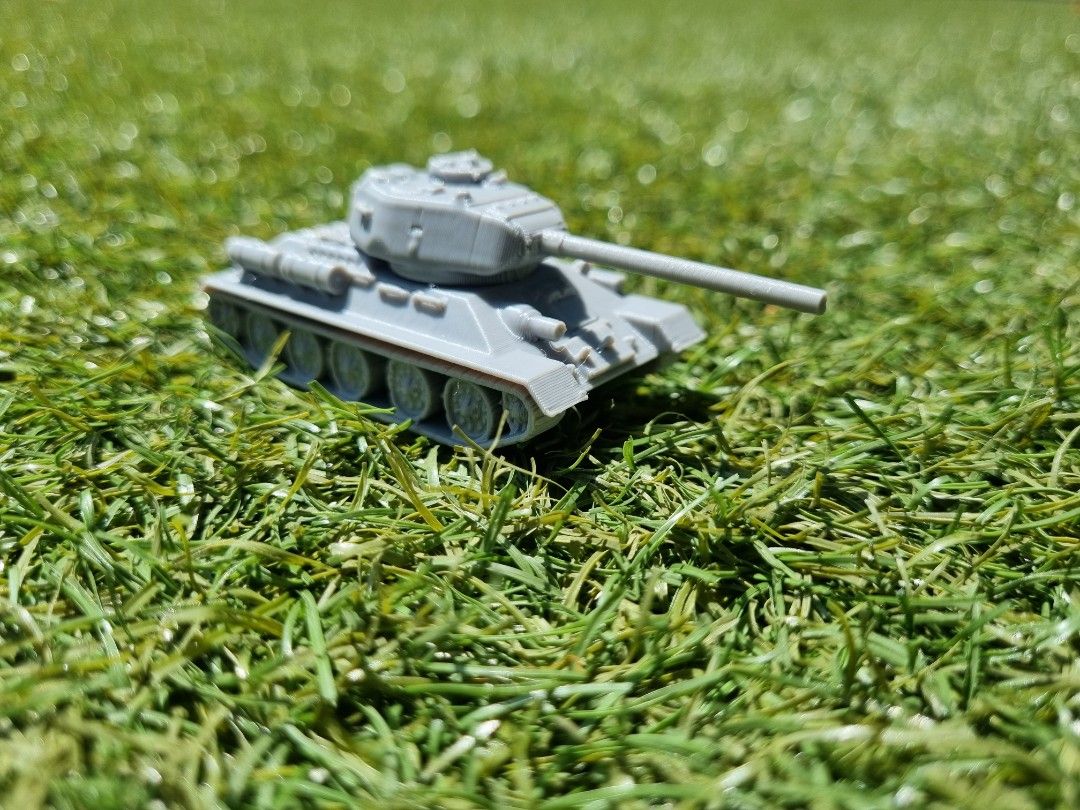 T-34 85 ww2 tank model wwII gift present, Hobbies & Toys, Memorabilia ...