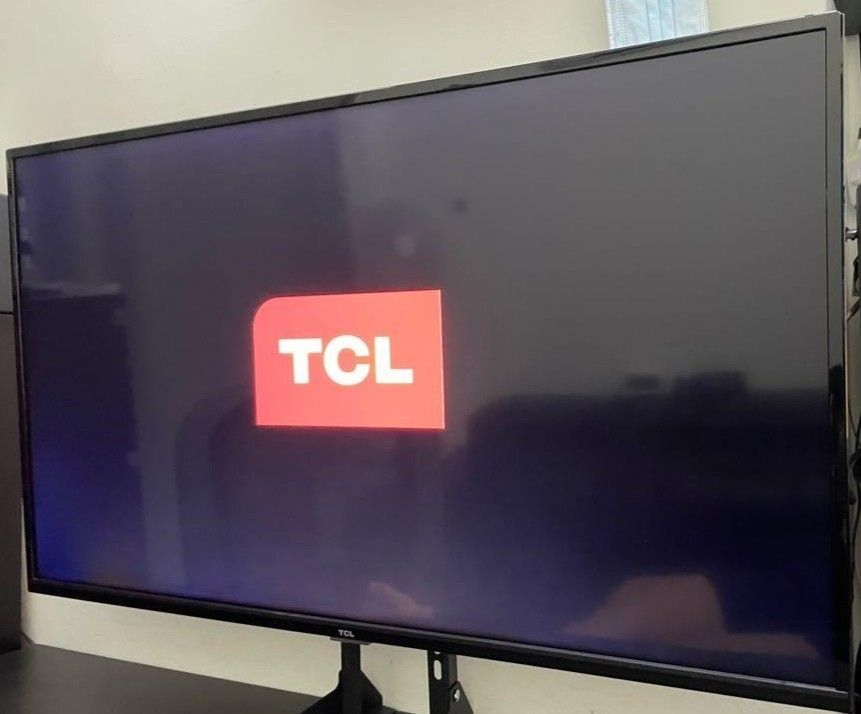 Tcl tv 40 inch led, TV & Home Appliances, TV & Entertainment, TV on Carousell
