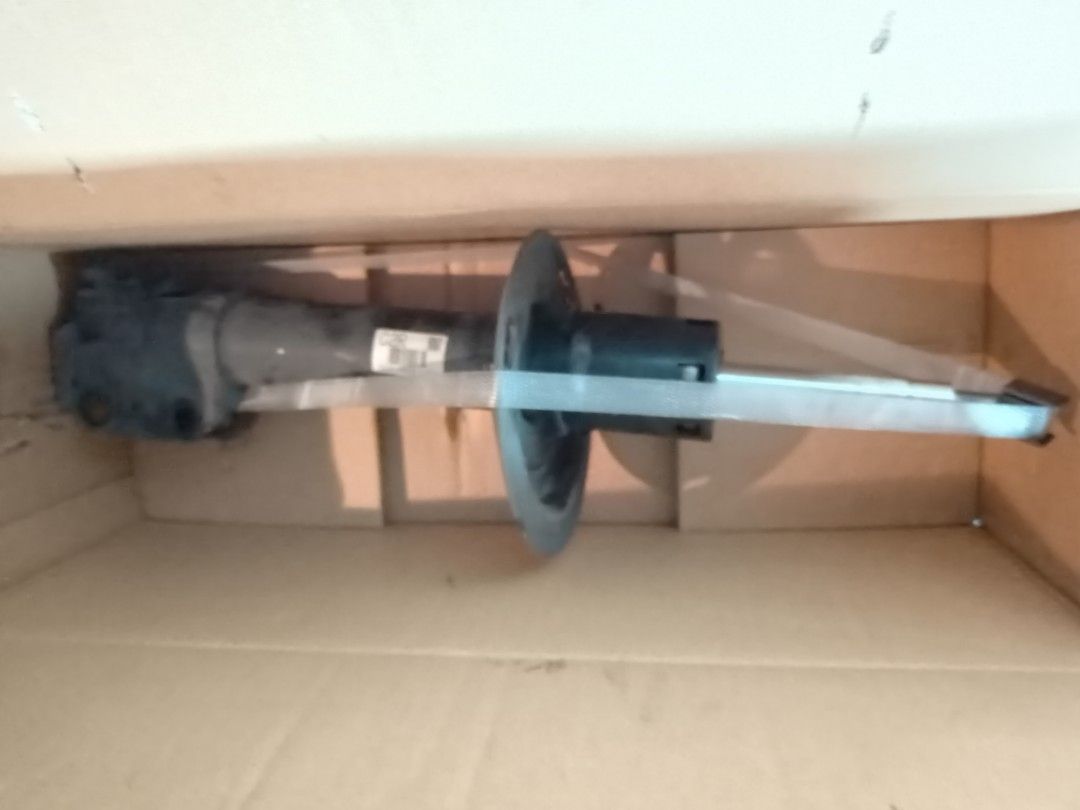 Toyota Sienta 2019 original Shock Absorber, Car Accessories ...