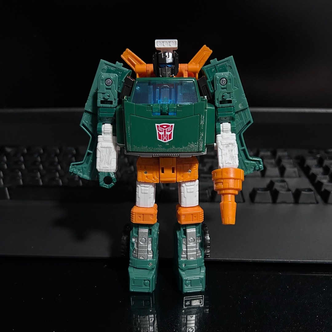 Transformers Earthrise Hoist, Hobbies & Toys, Toys & Games on Carousell