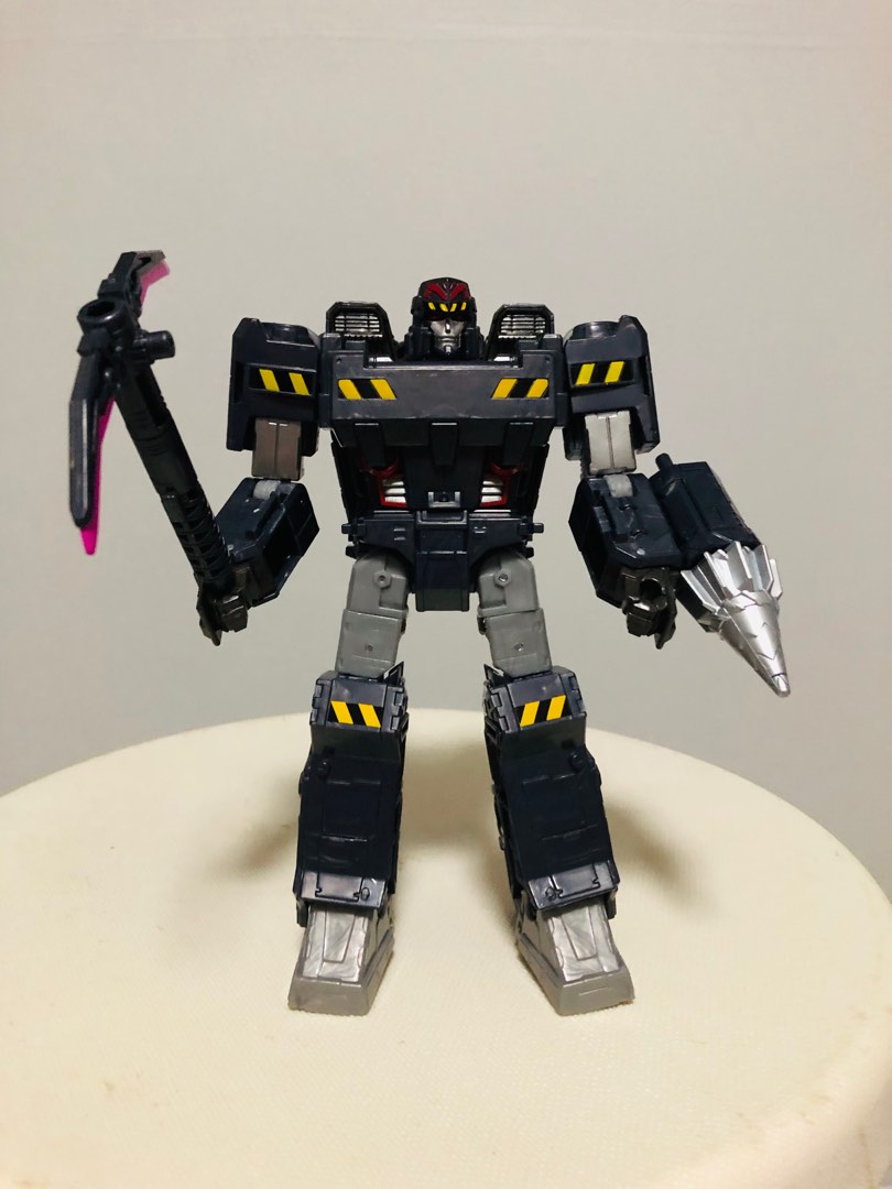 Transformers Origin Megatron, Hobbies & Toys, Toys & Games on Carousell