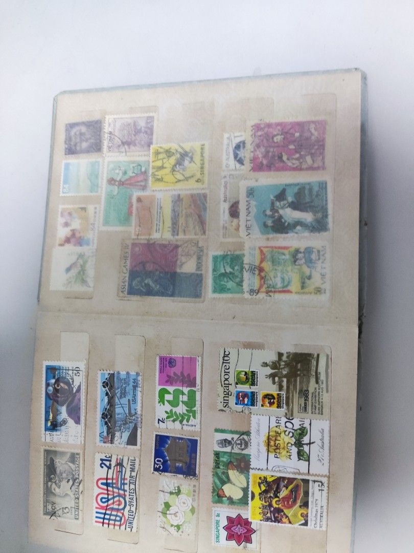 Vintage stamp album 12, Hobbies & Toys, Memorabilia & Collectibles ...