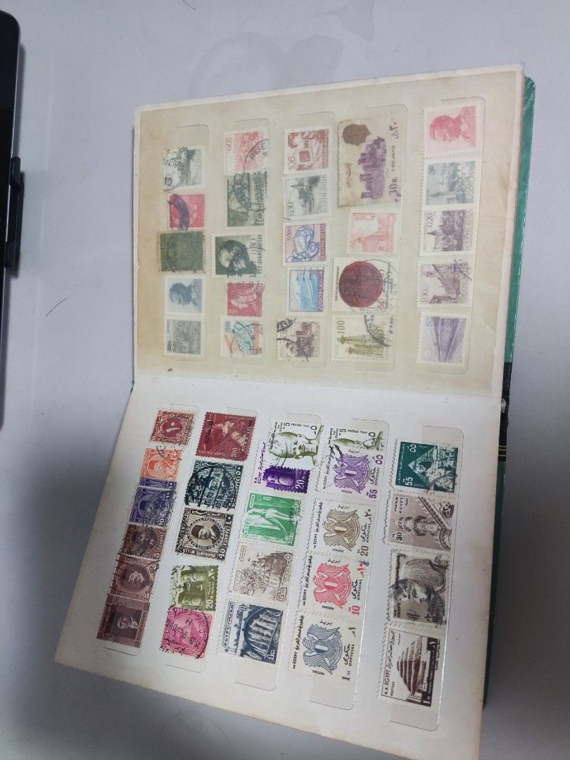 Vintage stamp album 1, Hobbies & Toys, Memorabilia & Collectibles ...