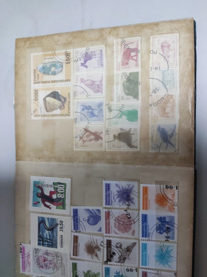 Vintage stamp album 6, Hobbies & Toys, Memorabilia & Collectibles ...