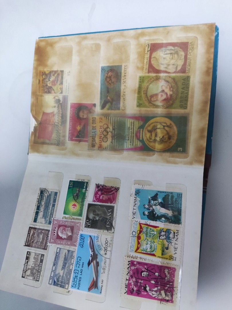 Vintage stamp album 9, Hobbies & Toys, Memorabilia & Collectibles ...