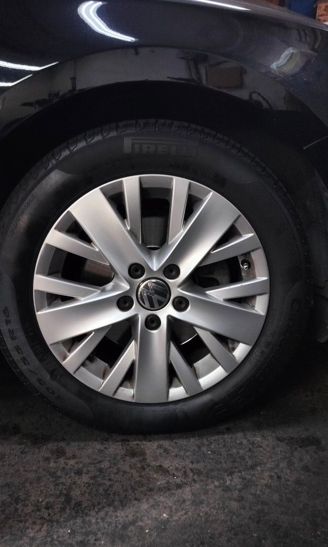 Volkswagen Rims 16 inch with Pirelli Cinturato P7 tyres, Car ...