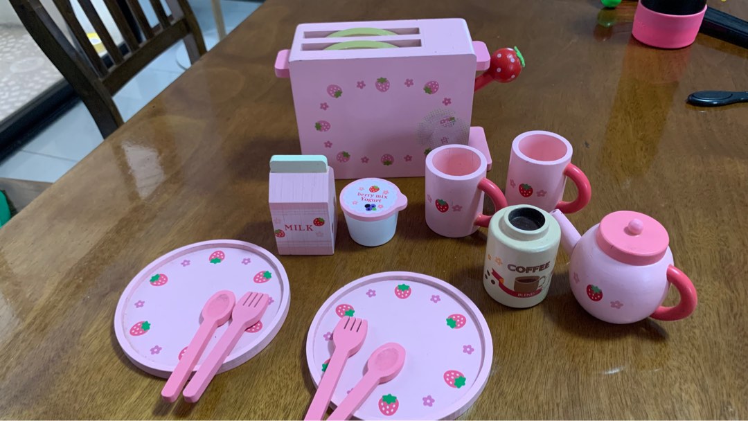 Wooden Pretend Play Toaster Set, Hobbies & Toys, Toys & Games on Carousell