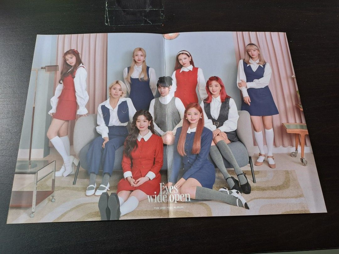 WTS Twice I can't stop me poster (Nayeon Jeongyeon Momo Sana Jihyo Mina Dahyun Chaeyoung Tzuyu ...