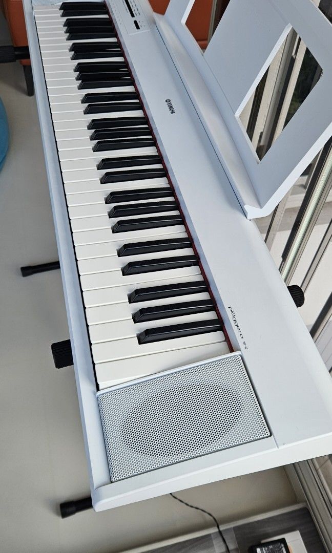 Yamaha NP12 61-Key Lightweight Portable Keyboard, White, Hobbies & Toys, Music & Media, Musical ...