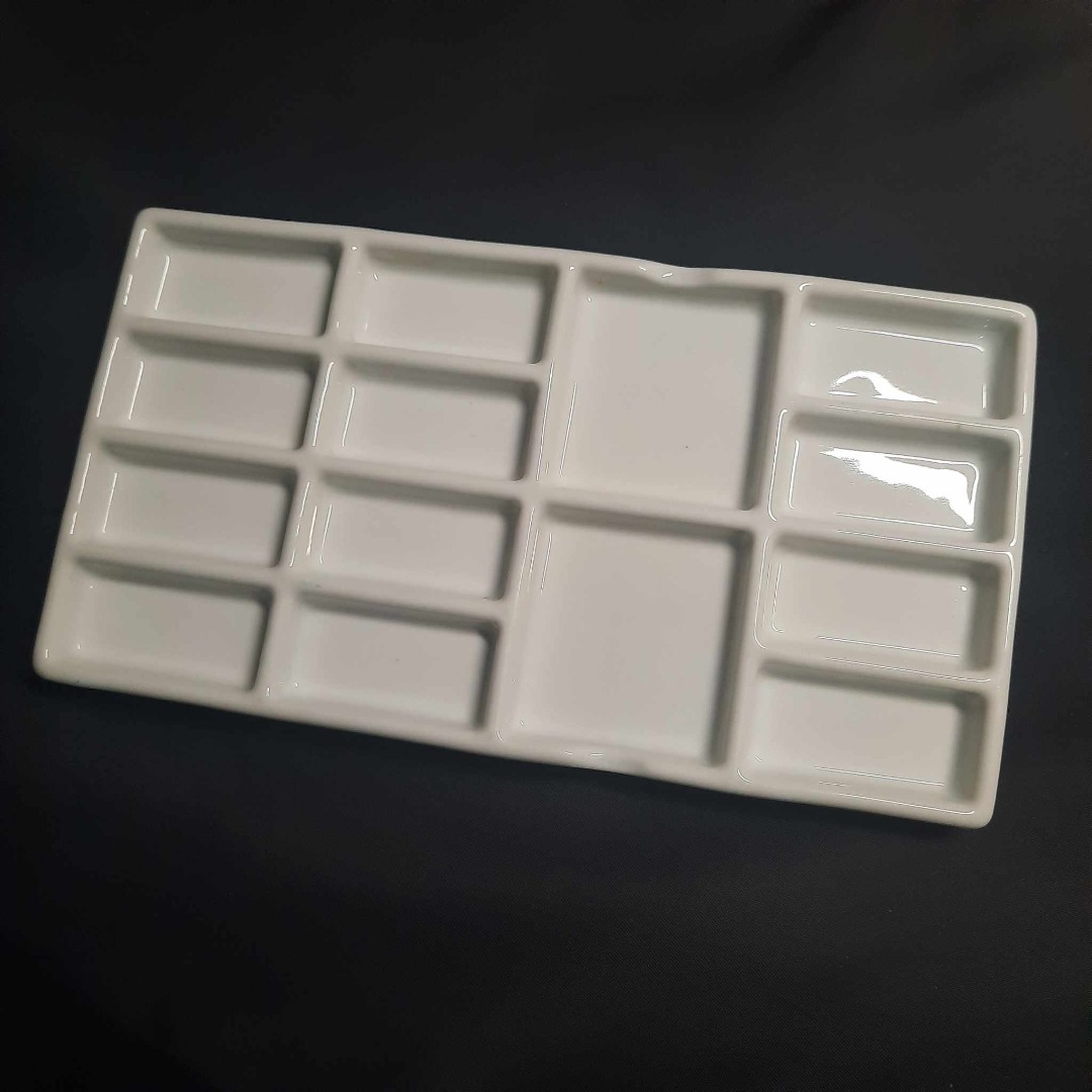 14-slot Ceramic Palette, Hobbies & Toys, Stationary & Craft, Craft ...