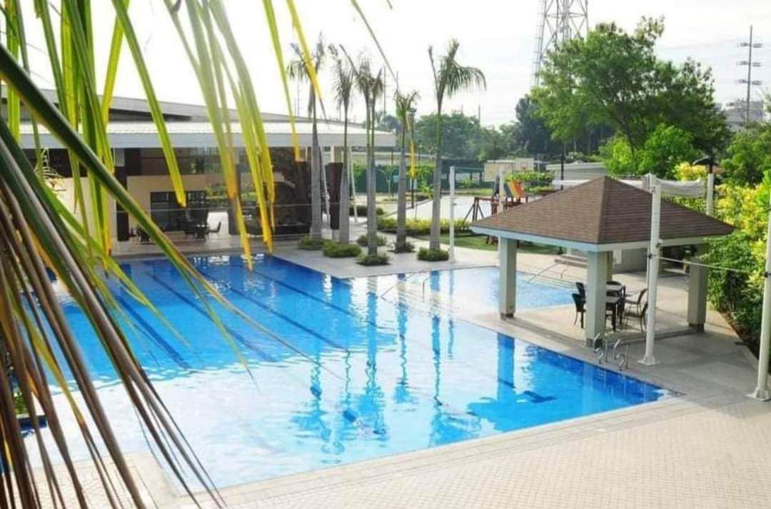 1 Bedroom Rochester Pasig near BGC on Carousell