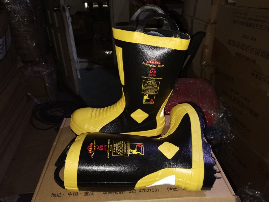 3539 FIRE BUSTER FIRE FIGHTING BOOTS on Carousell