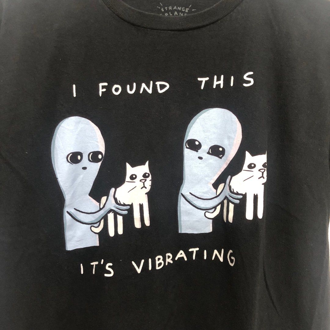 Alien & Cat on Carousell