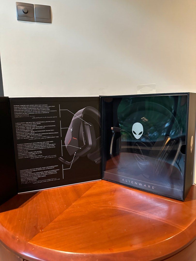 Alienware Wireless Headset AW988, Audio, Headphones & Headsets on Carousell