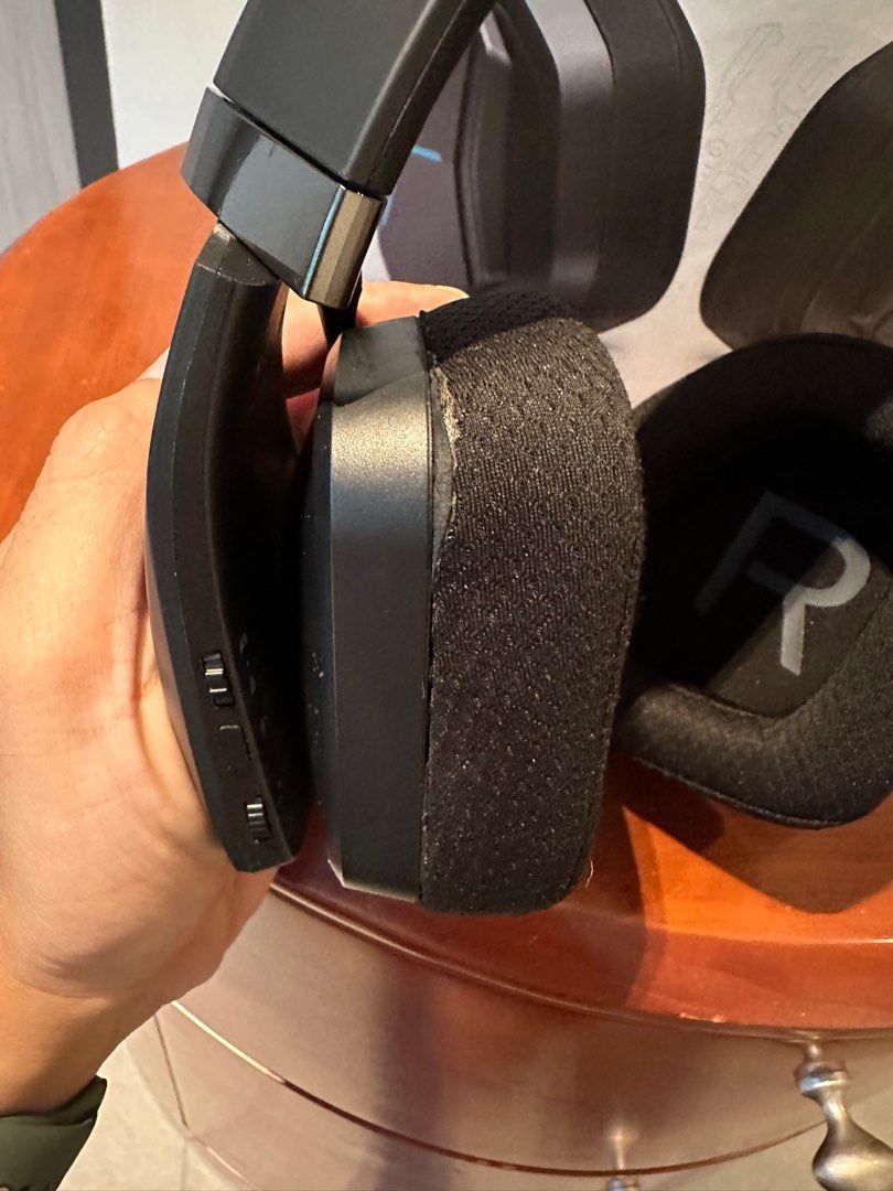 Alienware Wireless Headset AW988, Audio, Headphones & Headsets on Carousell