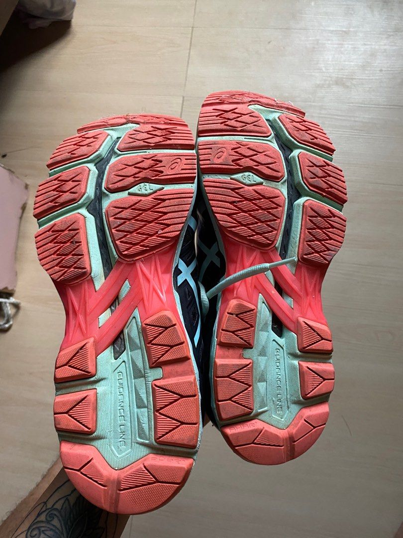 Asics GT-2000 Fluid Ride on Carousell