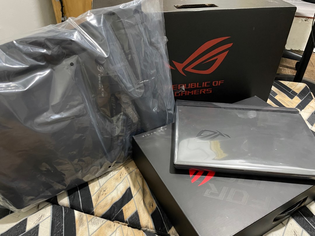 ASUS ROG STRIX (GOOD AS BRANDNEW) 1 DAY OLD on Carousell