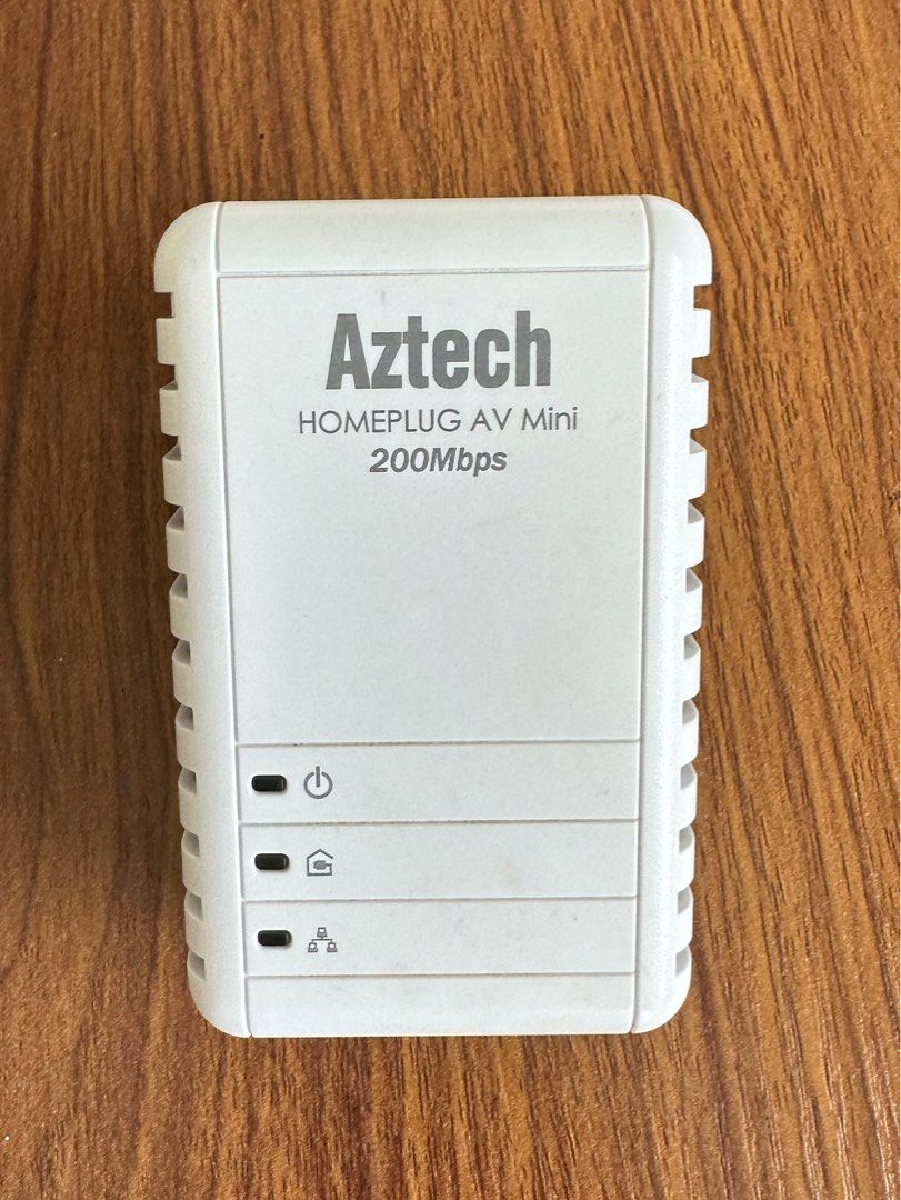 Aztech Wifi extender set of 2, Computers & Tech, Parts & Accessories ...
