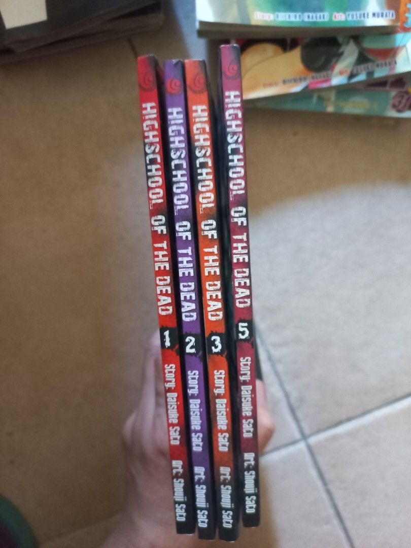 BUKU KOMIK HIGH SCHOOL OF THE DEAD PRELOVED BEKAS LEVEL COMIC RATING ...