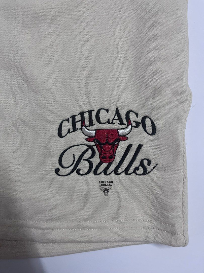 Cotton On x NBA Official Fleece Shorts [Chicago Bulls], Men's Fashion, Bottoms, Shorts on Carousell