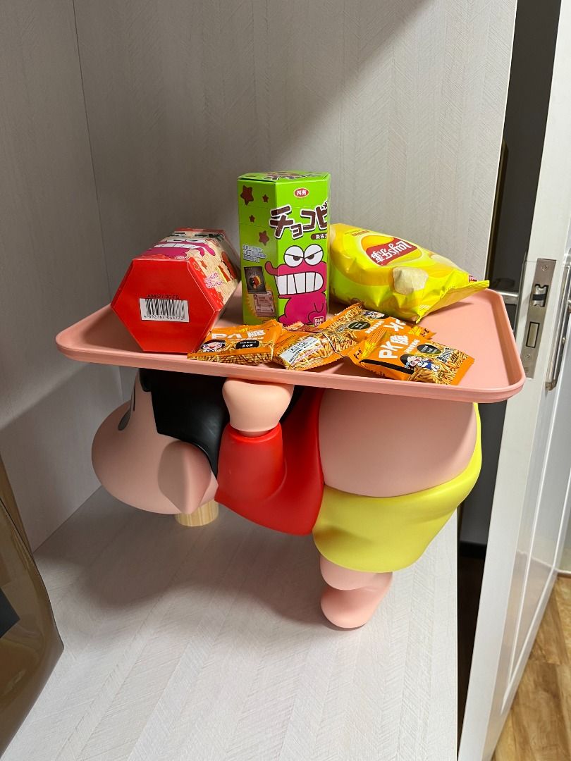 Crayon Shin-Chan Buri Buri table stand, Hobbies & Toys, Toys & Games on ...
