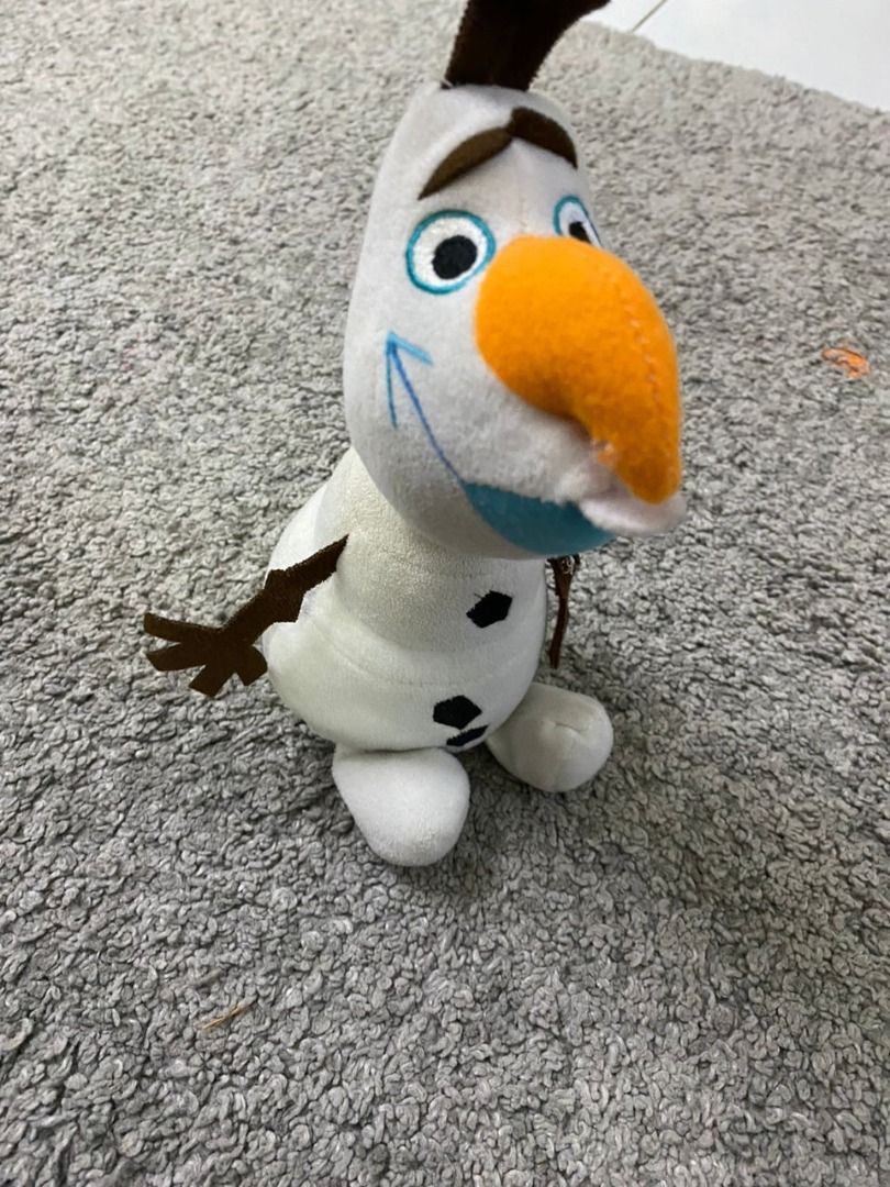 disney Frozen Olaf pushie, Hobbies & Toys, Toys & Games on Carousell