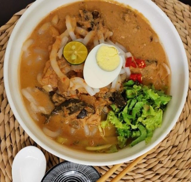 Fuh!!Laksa Original (Telor Rebus ) & Fuh!!Laksa Telor Sarang, Food ...