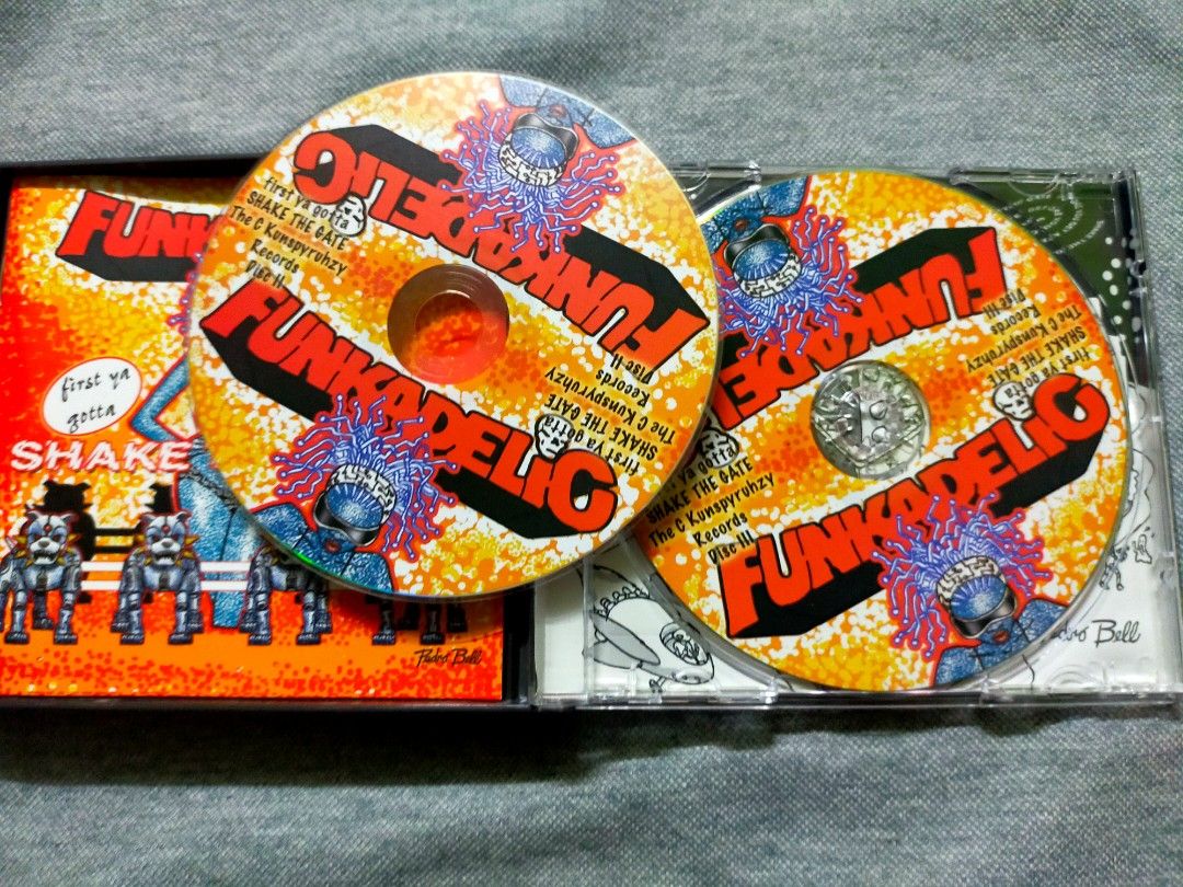 Funkadelic - Shake the gate 3CD, Hobbies & Toys, Music & Media, CDs ...