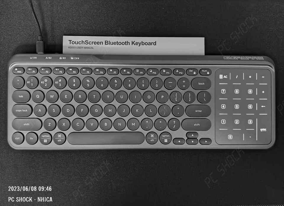 GIGAWARE KS003 TOUCHPAD BLUETOOTH KEYBOARD, Computers & Tech, Parts ...