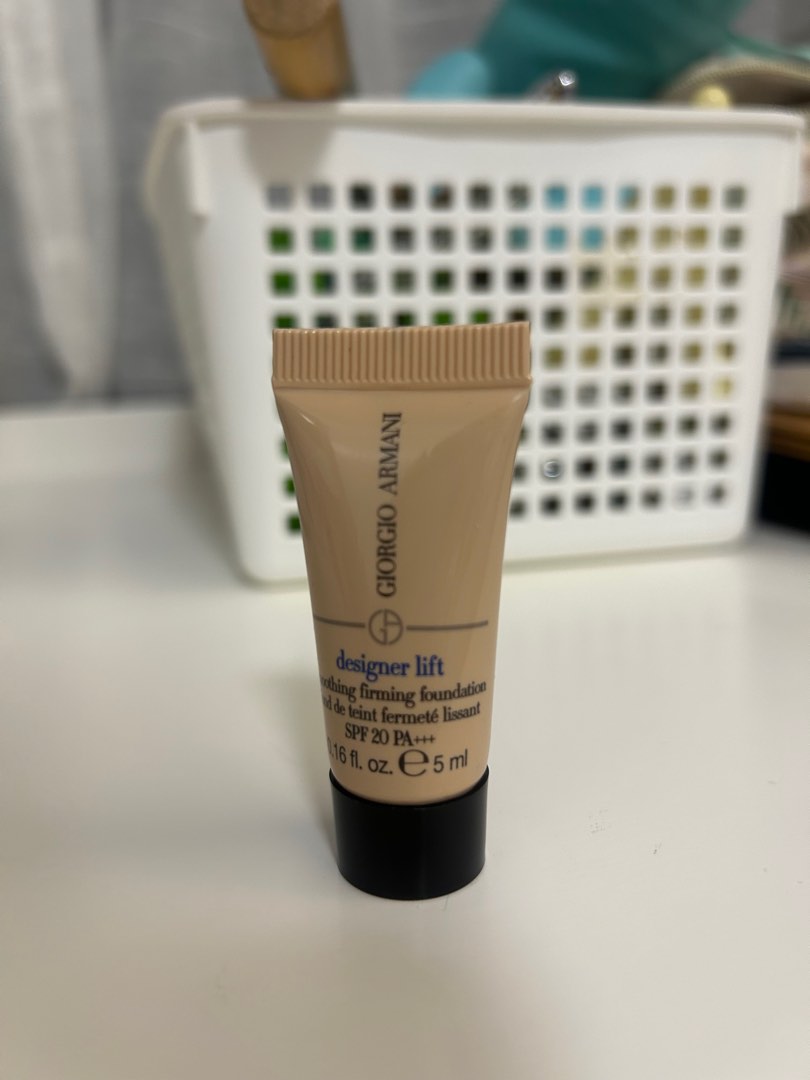 Giorgio Armani Designer Lift foundation sample, 美容＆化妝品, 健康及美容 - 皮膚護理 ...