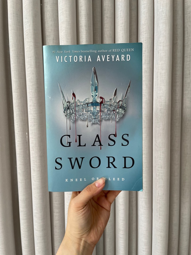 Glass Sword by Victoria Aveyard, Hobbies & Toys, Books & Magazines ...