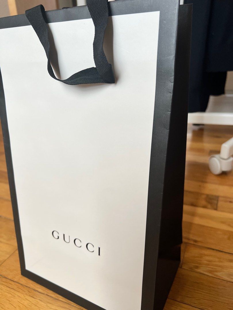 Gucci paper bag, Women's Fashion, Muslimah Fashion, Accessories on ...