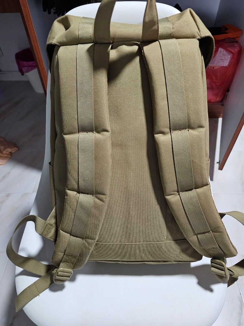 Henschel Backpack, Men's Fashion, Bags, Backpacks on Carousell