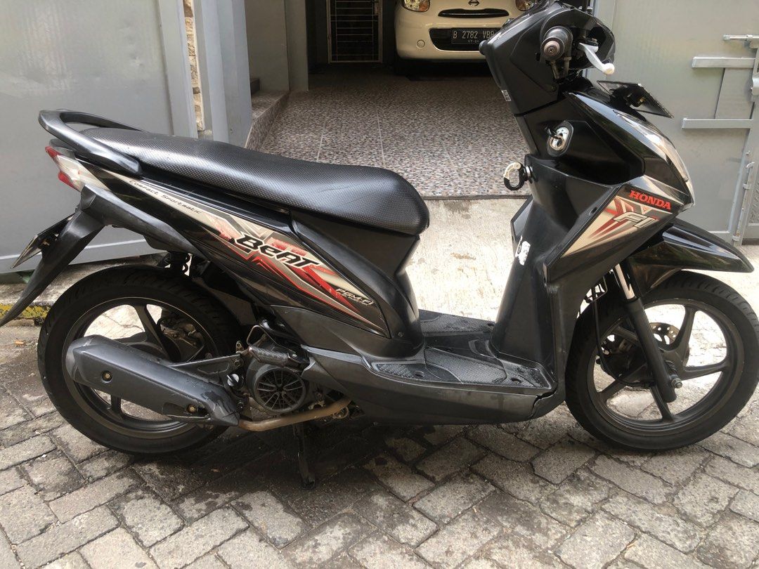 honda beat 2016 pajak hidup, Motor di Carousell
