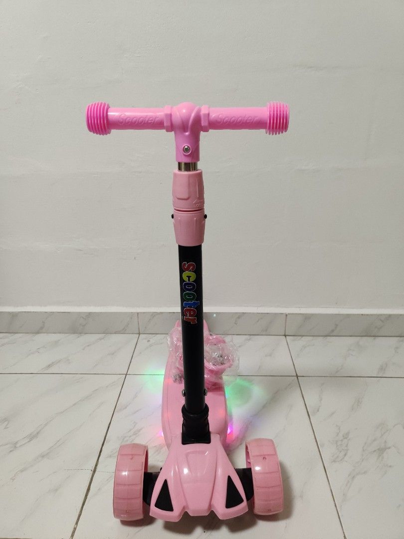 Kids Scooter / Baby scooter, Babies & Kids, Going Out, Other Babies ...