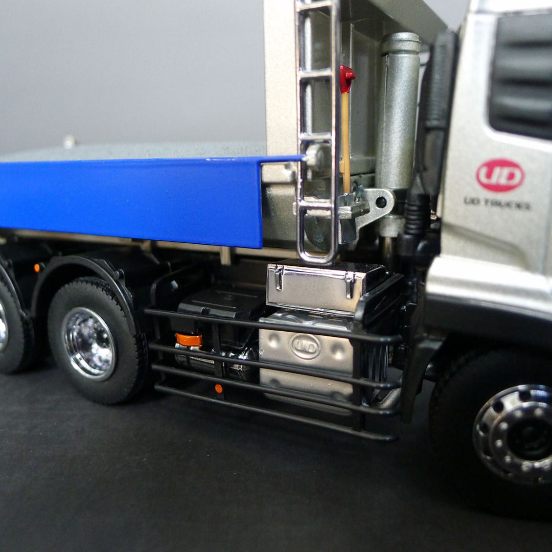 Kyosho 1/43 scale UD Trucks Quon Highly detailed Tipper Dump Truck ...