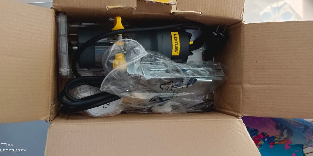 Lotus Palm router on Carousell