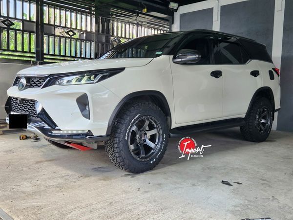 mags and tires fortuner legender on Carousell