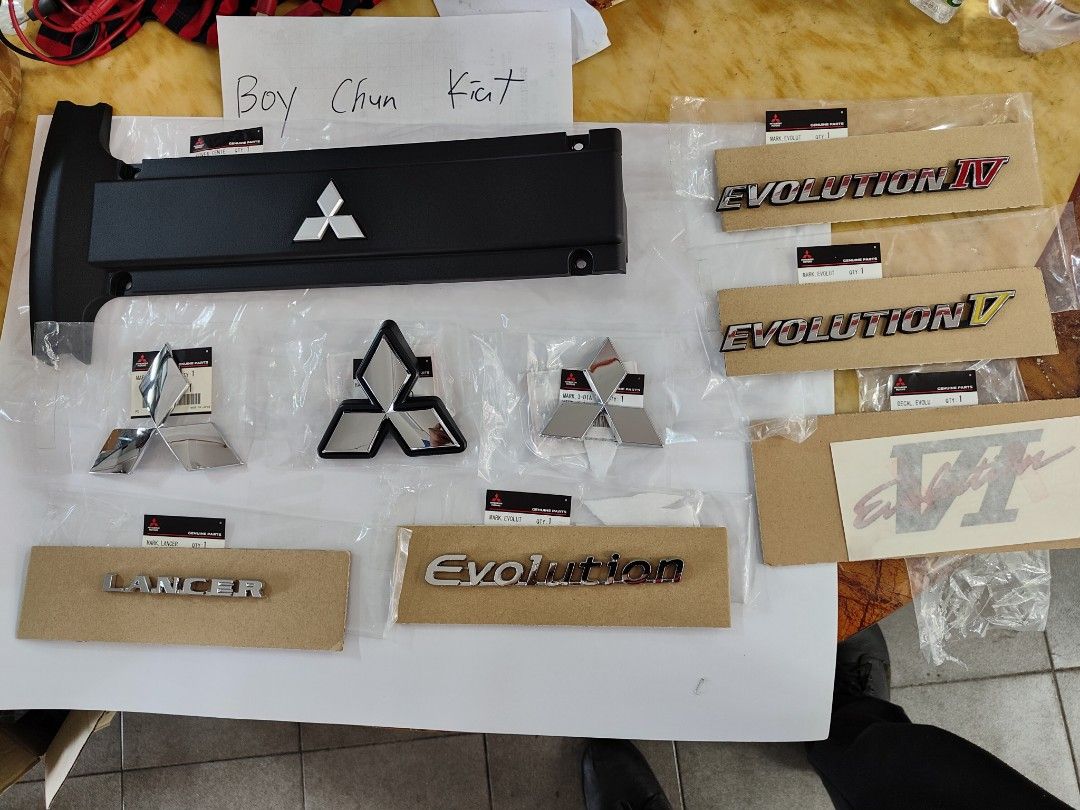 Mitsubishi lancer evo 9 emblem, Auto Accessories on Carousell