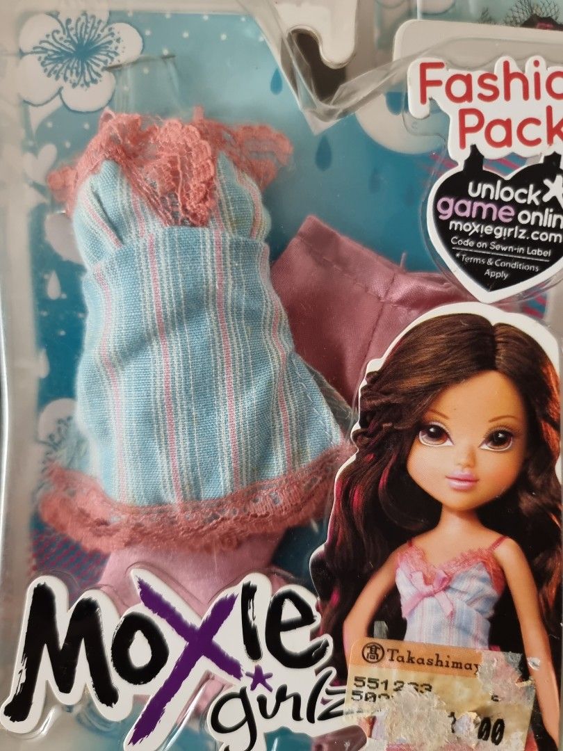 Moxie Doll Fashion Pack, Hobbies & Toys, Toys & Games on Carousell